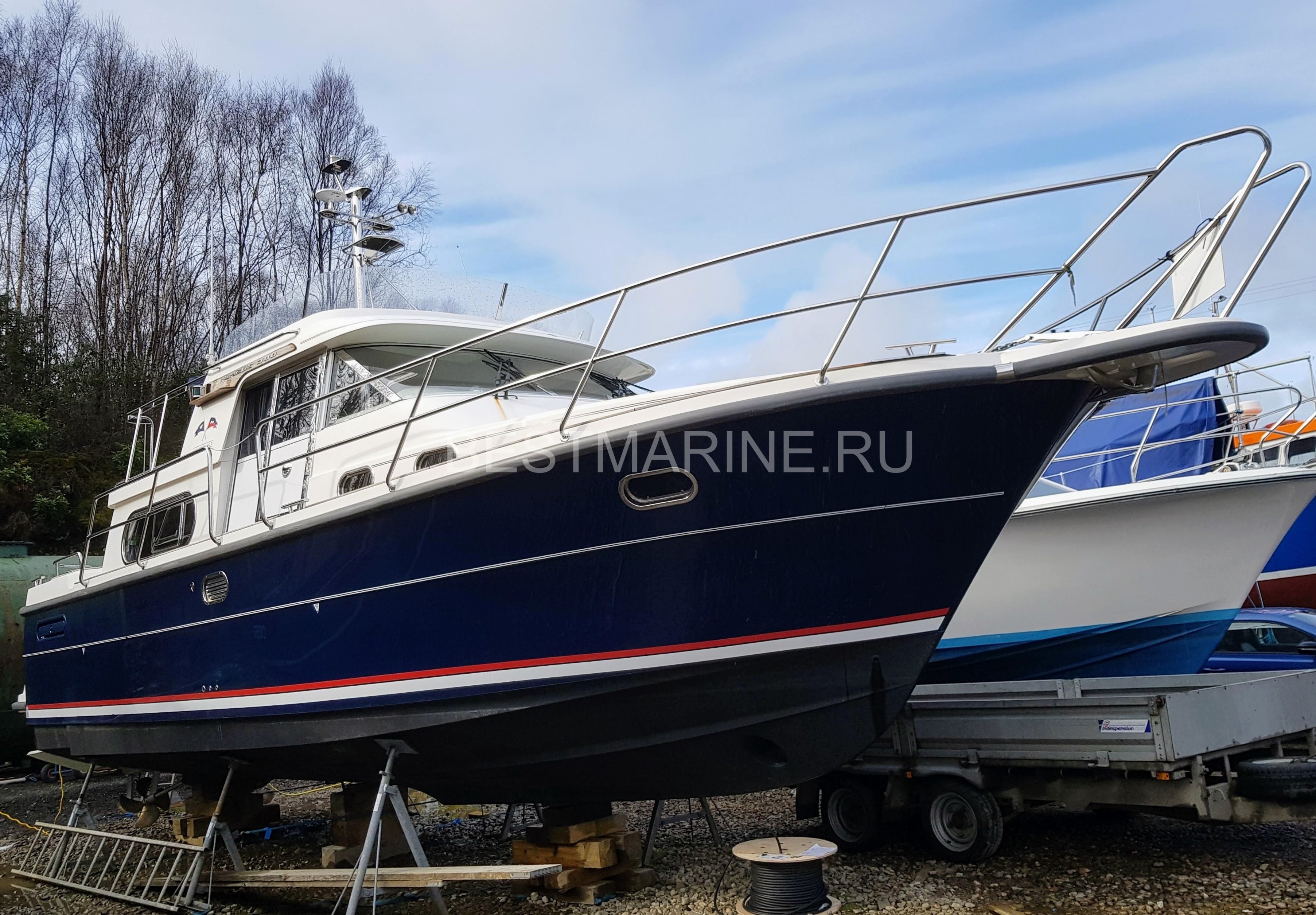 Моторная яхта Nimbus 380 Commander